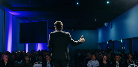 Agence de conférenciers et de célébrités | Les Conférenciers